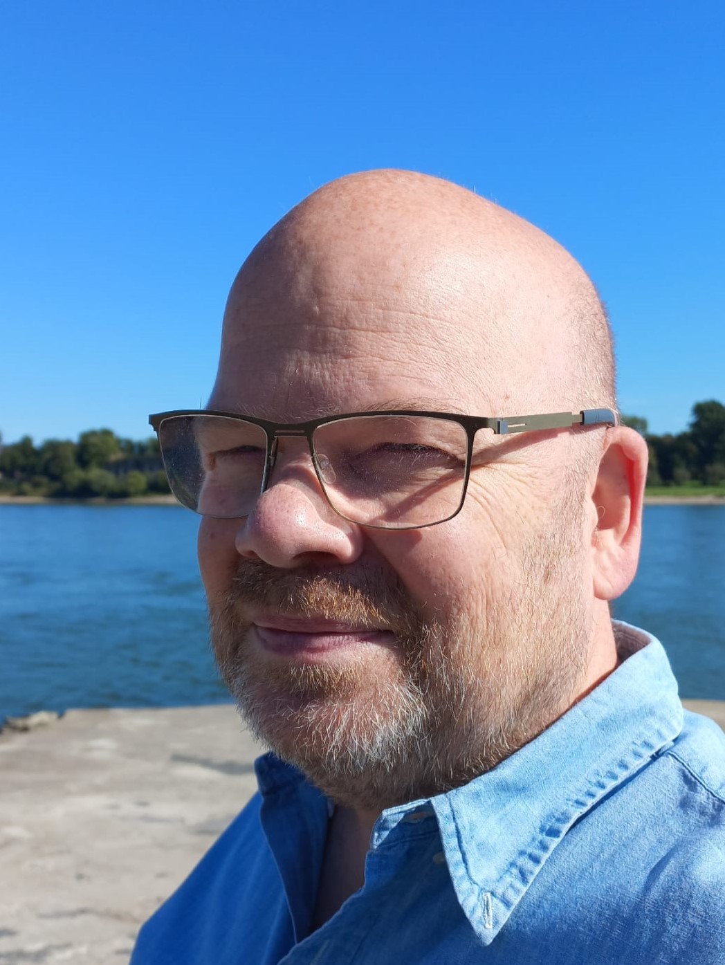 RealBridge with Real People